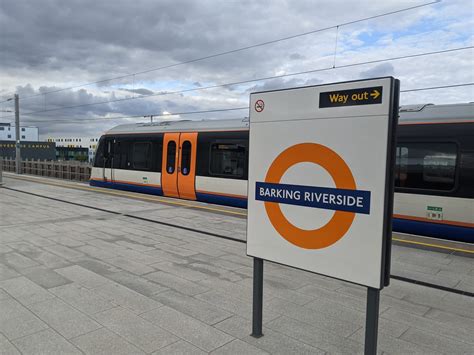 TfL Extend London Overground Contract With Arriva Murky Depths