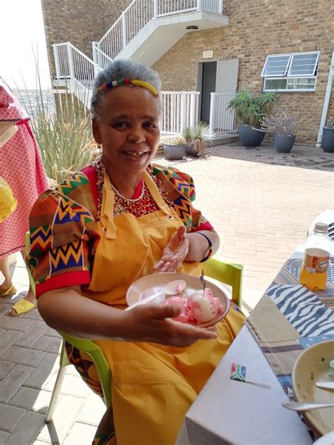 Gogos Celebrate Heritage Day At Thembalami Rand Aid Association