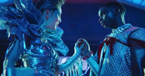 ‘sex Education Netflix Libera O Musical De ‘romeu E Julieta Na
