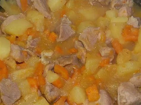 Тушёная картошка с мясом — 8 вкусных рецептов приготовления