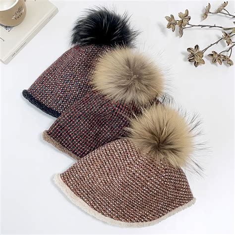 여자 풍성한 라쿤방울 뽀글이 안감 체크 버킷햇