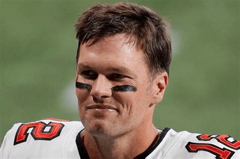 Tom Brady Says He Will Delay Fox Sports Broadcasting Career Until 2024