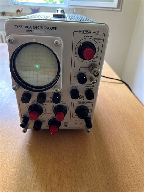 Tektronix 310a Oscilloscope Gebraucht In Schindellegi Für Chf 53