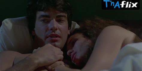 Andie Macdowell Sexy Scene In Sex Lies And Videotape