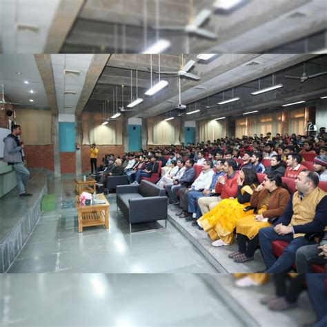 Priyanshi Gupta On Linkedin Startupcharcha Entrepreneurship