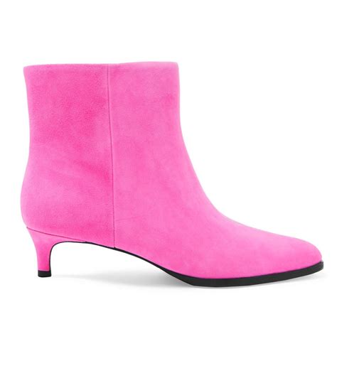 7 Outfits Featuring Colorful Ankle Boots | Who What Wear