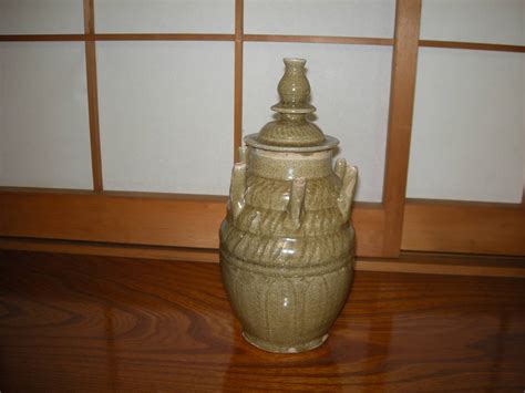 中古宋時代の竜泉窯の多し壺の落札情報詳細 ヤフオク落札価格検索 オークフリー