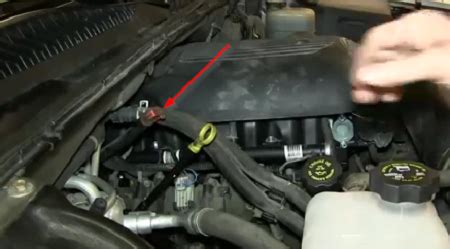 Chevrolet Silverado 1999 2006 How To Replace Transmission Pan And