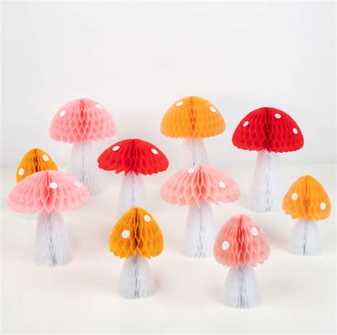 Decoraciones Hongos Blum Party Goods