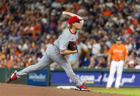 Sports Book Stuff Andrew Abbott Sets Cincinnati Reds Record For