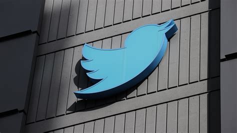 Uno De Cada Dos Es Despedido Musk Despide A Los Empleados De Twitter