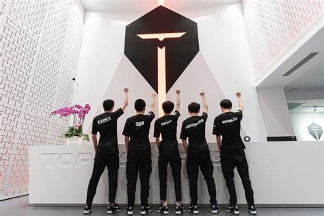 Lpl M A H Tu N M C Qu Nhi U Sai L M Sn B Tes Ng T M Ch B T B I One Esports Vietnam