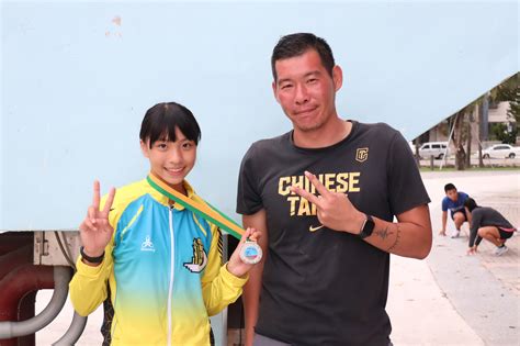 正妹 國中生，田徑選手鋼琴選手 Beauty 表特快照