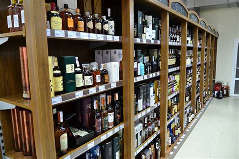 Київрада заборонила продаж алкоголю у столичних магазинах в нічні ...