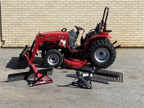2025 Mahindra 1626 Hst Tlm Tractor Loader 72 Mid Mower 747