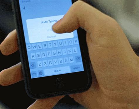 Your IPhone Has A Secret Button That Will Save Your Life Iphone Secret Blackberry Phone