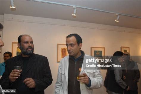 Dhoomimal Gallery Photos And Premium High Res Pictures Getty Images