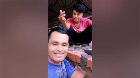 সারাটা দিন মেস্তরী কাজ করে বাড়িতে আসার পর গামোর দুর্গন্ধের কারণে বউ