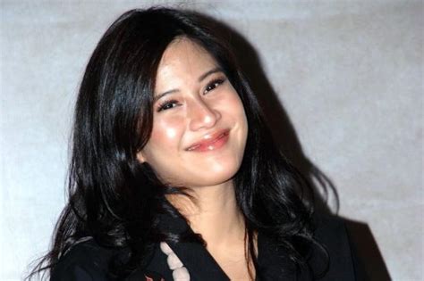 10 Artis Tercantik Di Indonesia DUNIA BOLA XXX