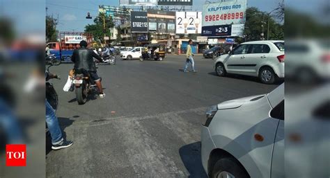 Zebra Crossing Violation In Front On Traffic Polic Times Of India