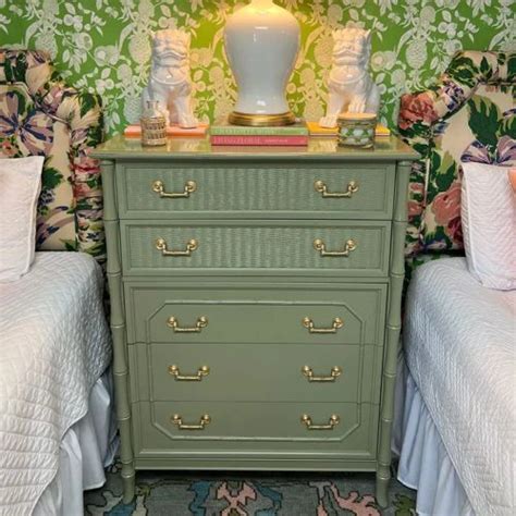 Behr Underground Gardens Vs Benjamin Moore Eucalyptus Leaf Comparison