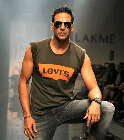 Akshay Kumar Giving A Pose Desi Comments
