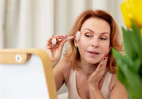 ¿cómo Reducir Las Ojeras Y Bolsas Bajo Los Ojos Quimiderm