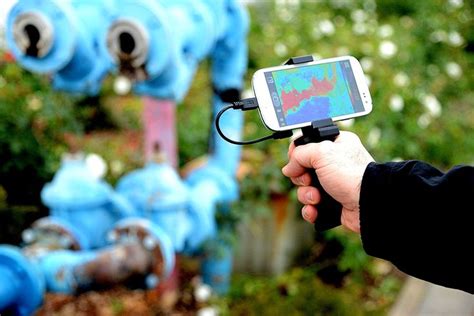 transform your phone into a state of the art thermography instrument