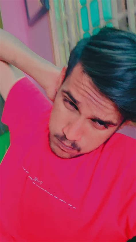 ×ºモуĕ𝓀ꜞļļĕ𝒓º× Osi Naa Yenkayamma 😅🎶 Instagram