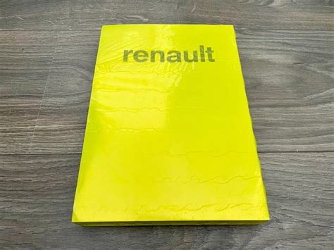 Books Renault Présent Laurens van den Acker Renault Catawiki