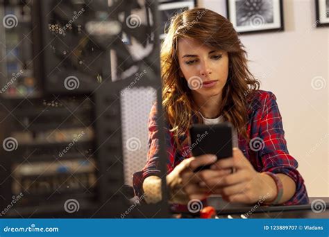 Woman Trying To Fix A Computer Stock Image Image Of Freelancer