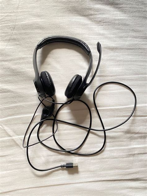 Original Logitech H Computer Headset Audio Headphones Headsets On Carousell