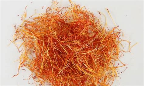 خرید ریشه زعفران سه گرم دیباکام