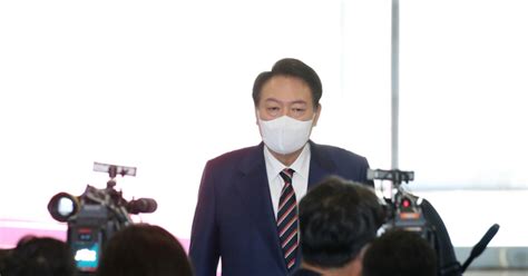 윤 대통령 카카오 독과점 논란에 국가가 필요한 대응해야