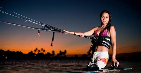 Surfing Girls