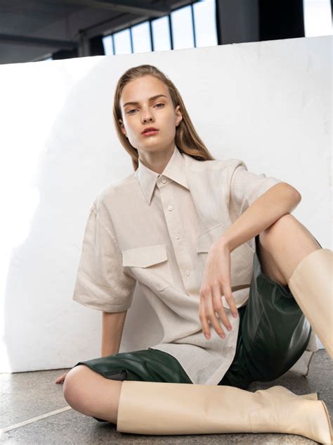 Polina E Avant Models