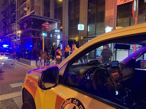 Redada Policial En Locutorios Y Bares De Madrid Donde Se Citan Bandas