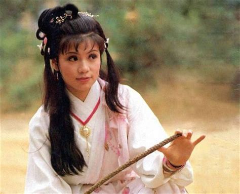 四个“黄蓉” 有一个是假的 三秒内看出的 才是翁美玲的真爱粉英雄传