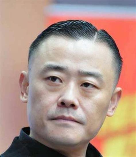 周立波回應與某某「基情」傳聞，列舉了5個例子，網友越描越黑 每日頭條