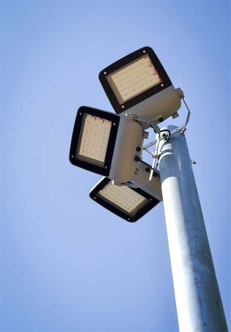 Pole Tekno – IOU Design
