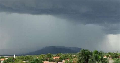 Chove Forte No Nordeste E Nova Frente Fria Chega Ao Sul