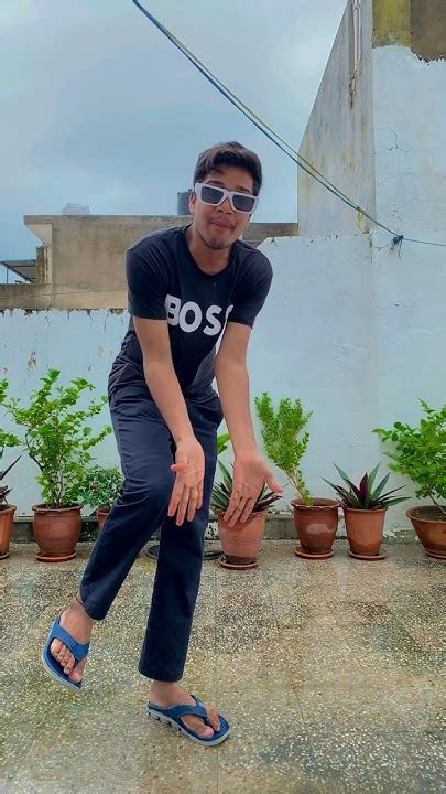 duniya mai sab se jada barish kaha girti hai 🤣 jamin pe 🥹😂 d9x star