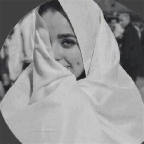 بنت ملاك Youtube