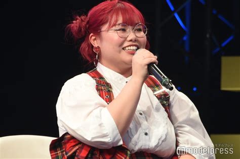 くれまぐuran、第1子出産 夫・あさひとの3ショットで報告 モデルプレス