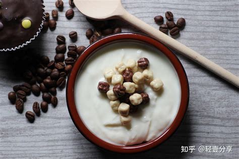 酸奶的功效与作用酸奶什么时间喝好呢哪几类人不适合喝酸奶呢 知乎