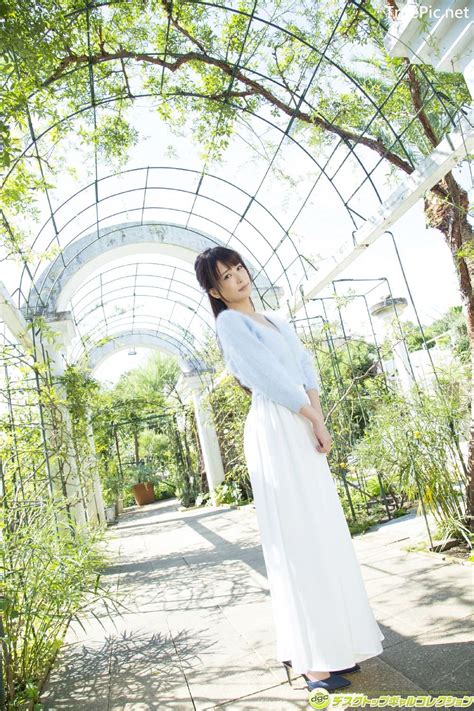 Japanese Model Mai Kamuro Beautiful Photo Jacket