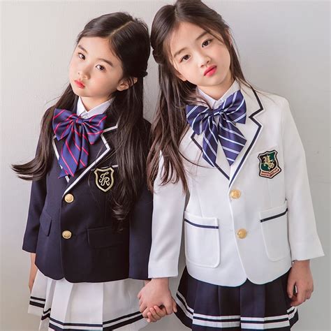 주 키즈톡톡 깨끗하고 클래식한 이미지의 하이틴흰색 여아정장🤍 흰색과 네이비 두가지 컬러가 만나