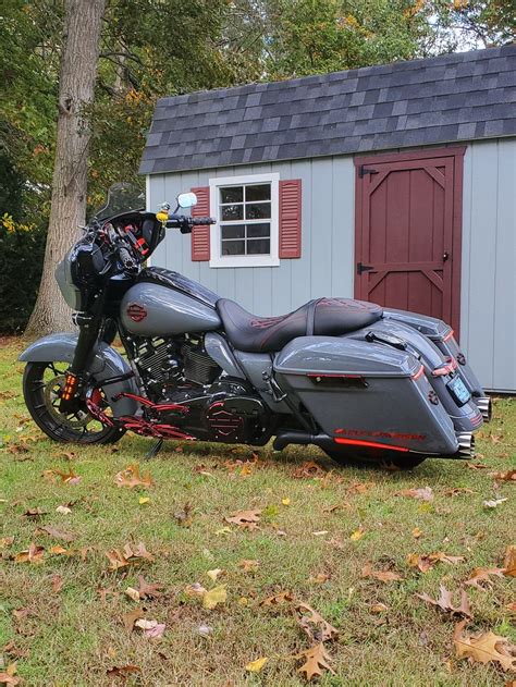 Hd Barshield Saddlebag Graphic New Style Available Gladiator Graphics