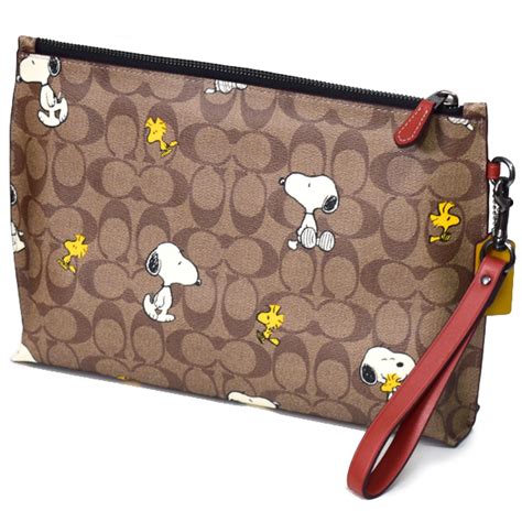 【coach】コーチ コーティングキャンバス レザー シグネチャー ピーナッツ コラボ スヌーピー ポーチ クラッチバッグ カーキマルチ〔日本
