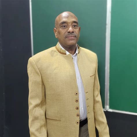 Instagram Video By ‎نمبر ون‎ • Jan 7 2025 At 1247 Pm